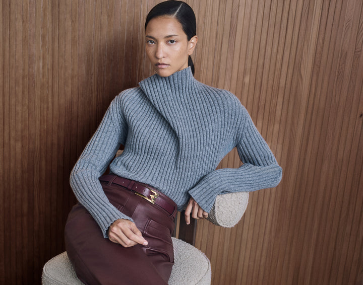 Soft Dorian Bag In Burgundy Pleated Leather – Victoria Beckham UK