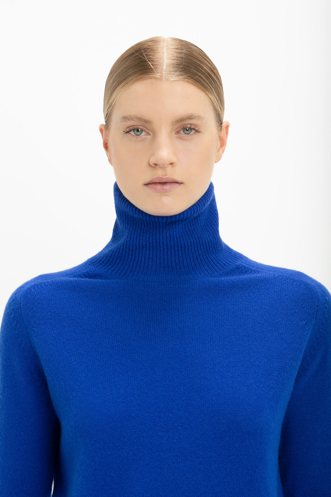 Luxury Designer Knitwear & Cashmere Jumpers – Victoria Beckham UK