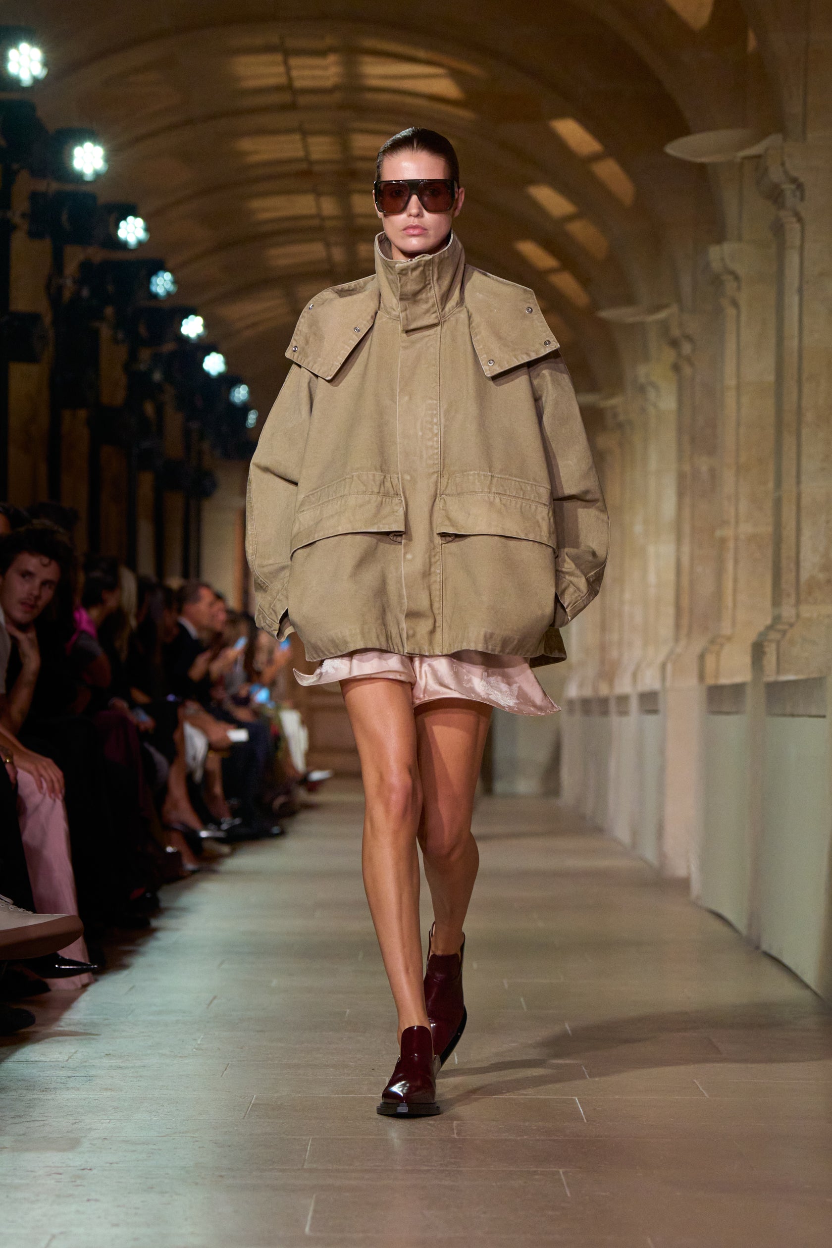 SS26 LOOK 15 – Victoria Beckham UK